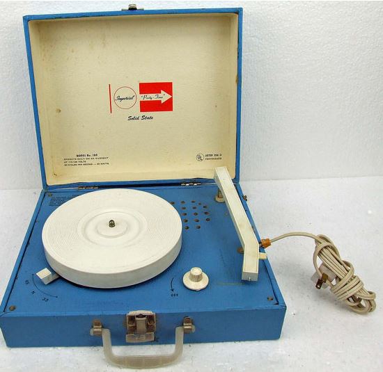 The Little Blue Record Player – Field of Memories
